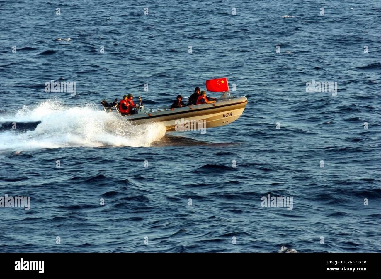 Chinese fleet boats hi-res stock photography and images - Alamy