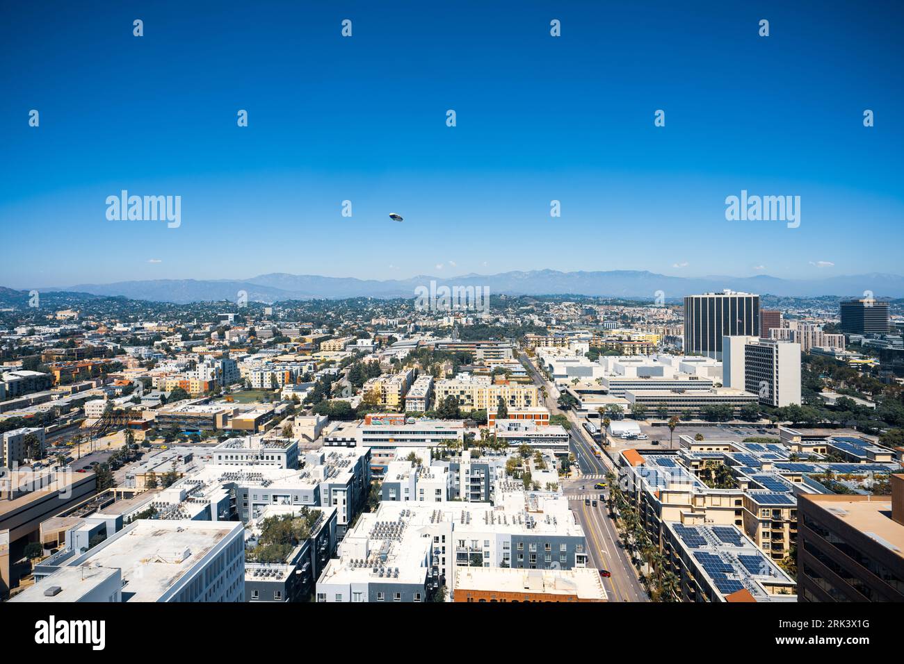 Blimp los angeles hi-res stock photography and images - Alamy