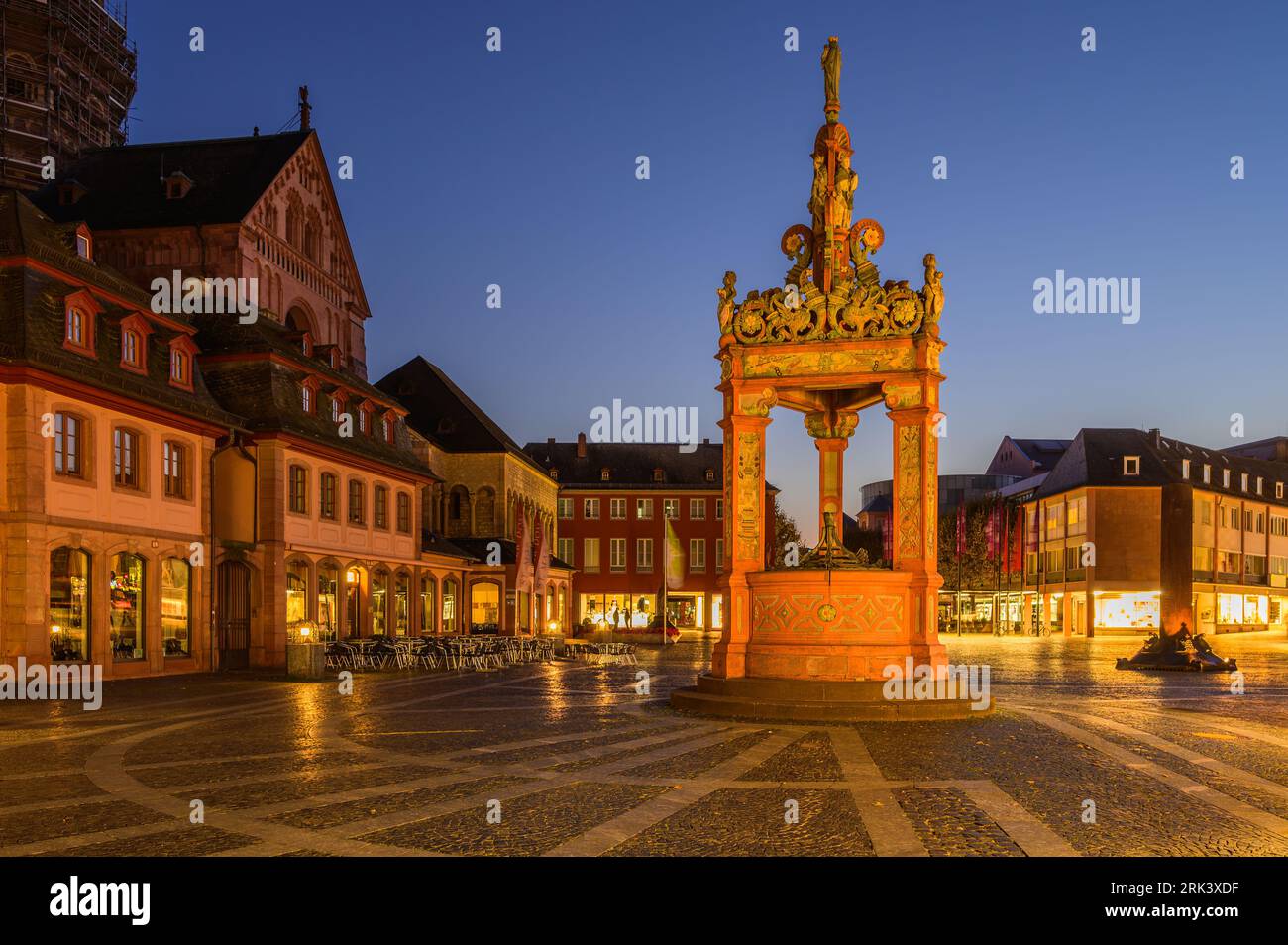Mainz city germany sculpture hi-res stock photography and images - Alamy