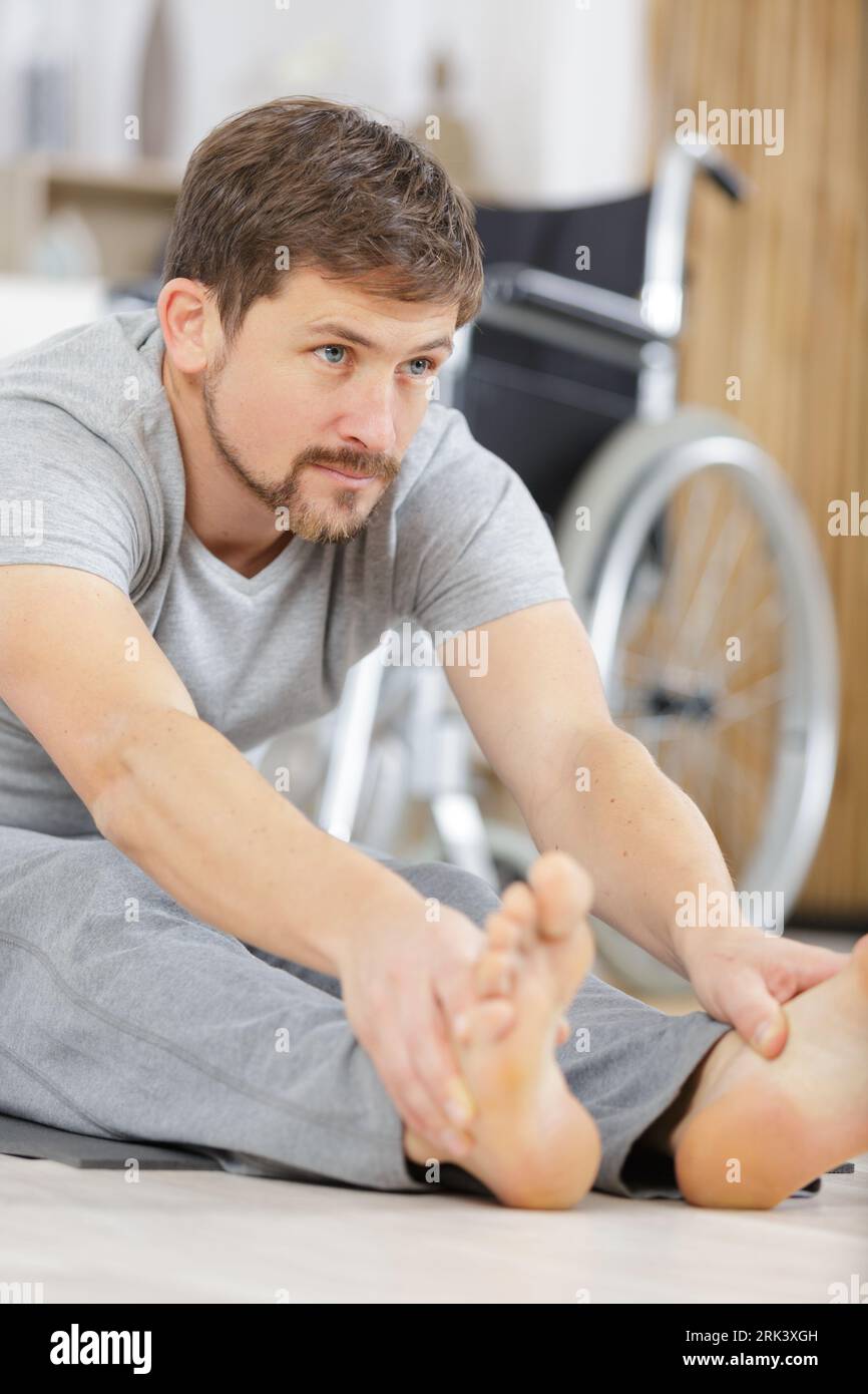disable man doing exercise Stock Photo - Alamy