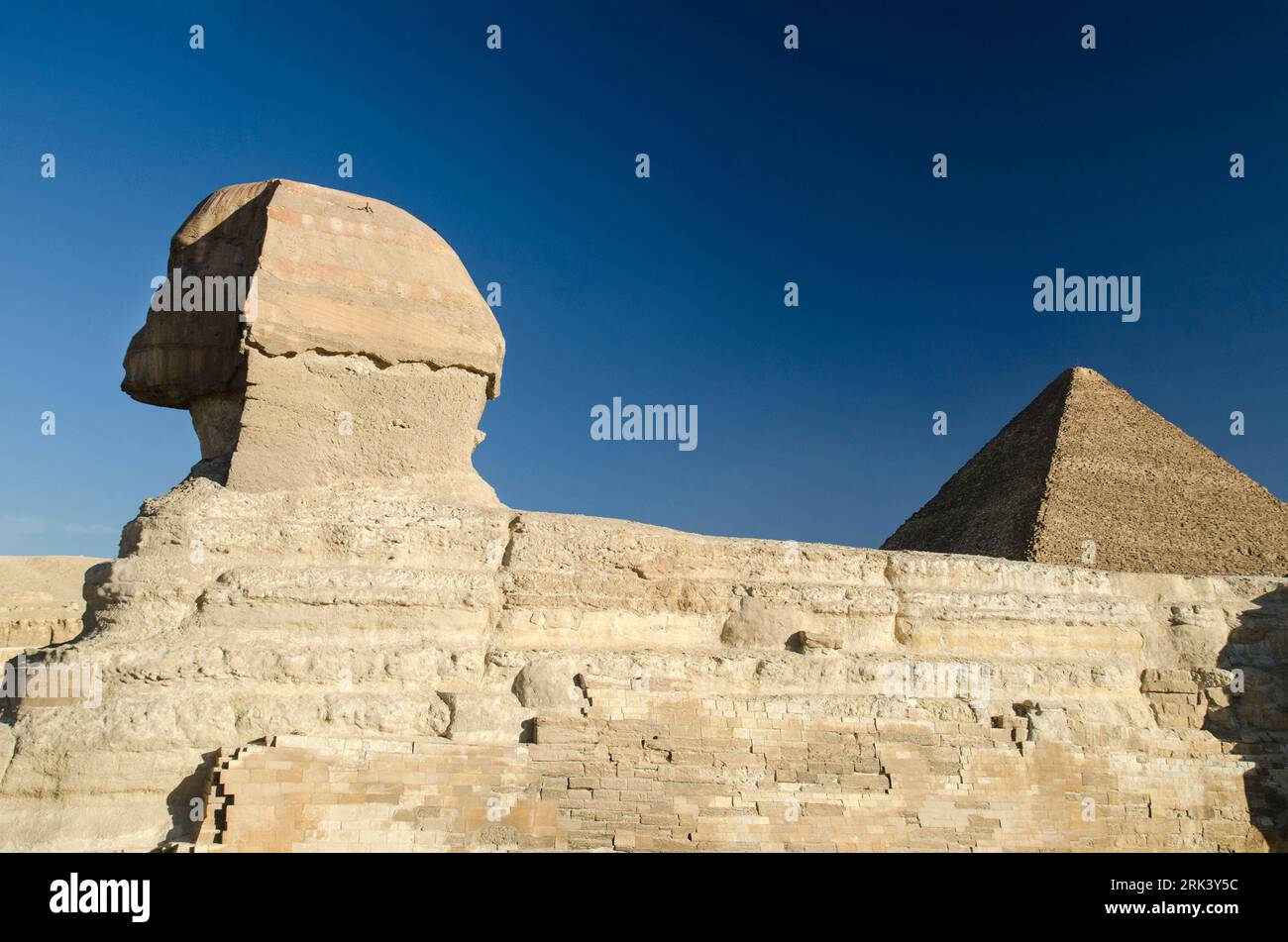 Sphinx and Great pyramiid of Giza in Egypt. Gods of Egypt in stone and bricks Stock Photo - Alamy