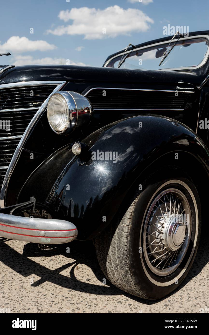 old-fashioned vintage car. antique retro automobile Stock Photo - Alamy