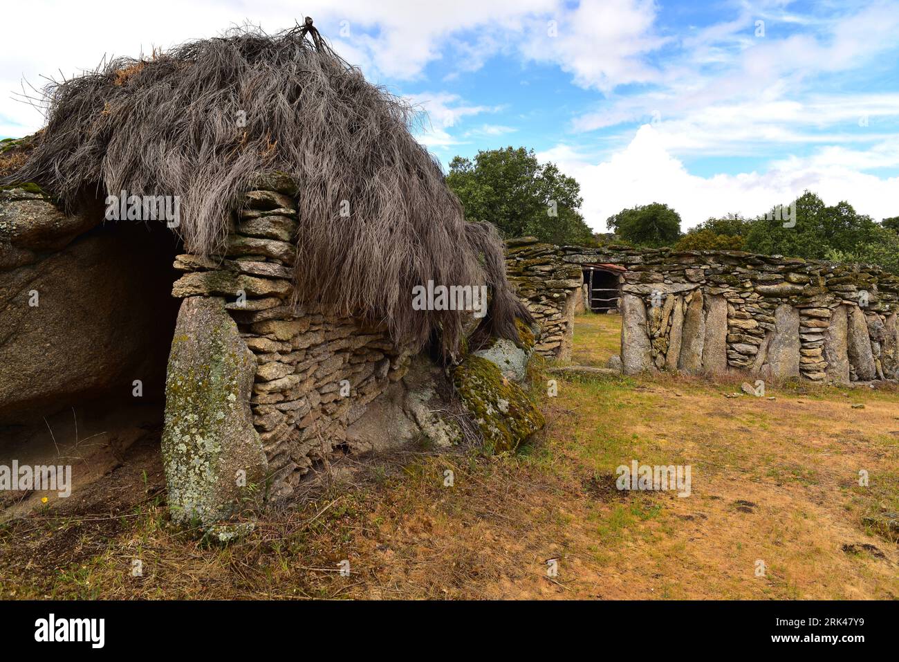 Goats hut (Chiviteros) in Torregamones, Parque Natural de los Arribes ...