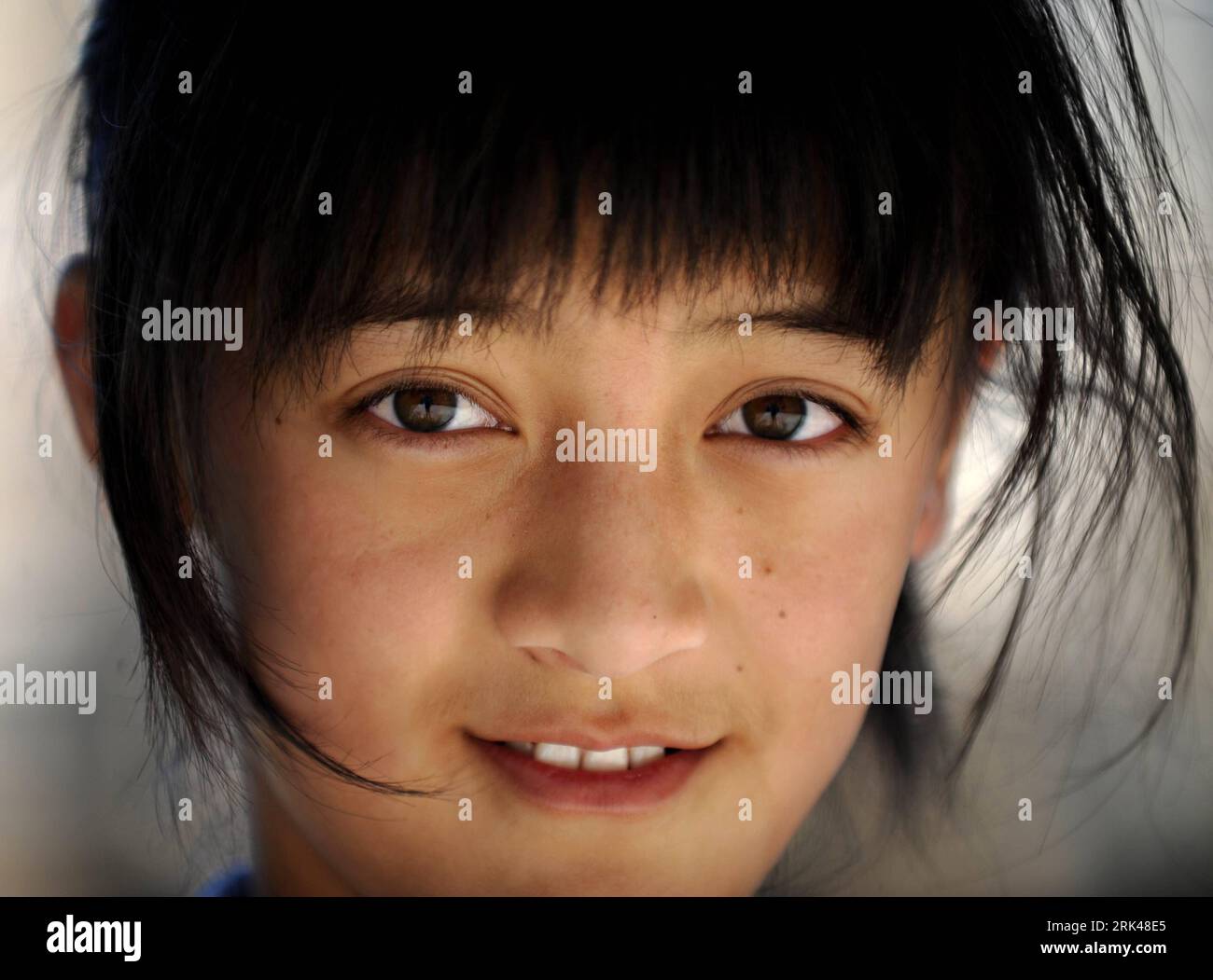 Big chin cartoon hi-res stock photography and images - Alamy