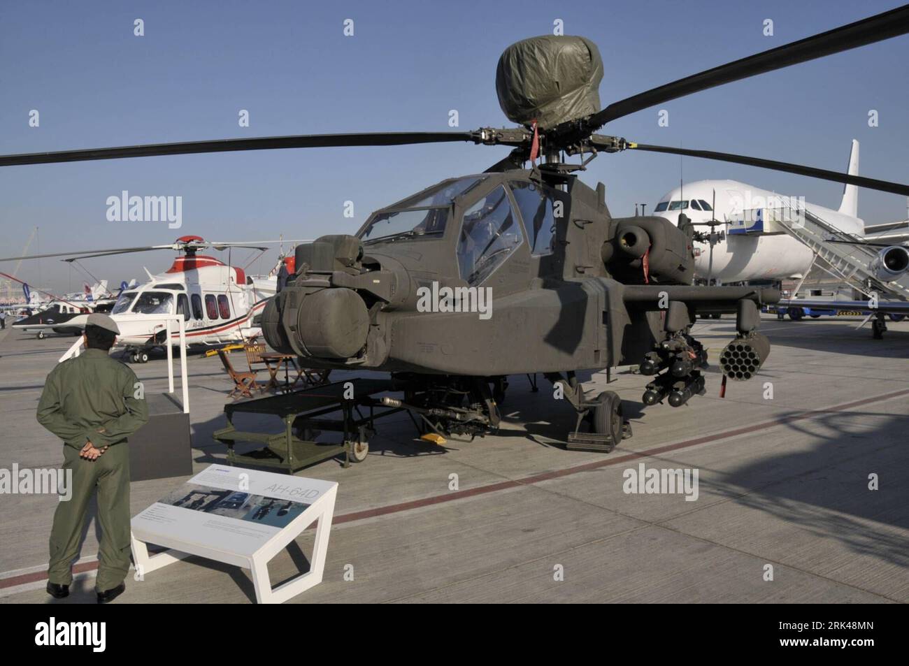 Uae air force hi-res stock photography and images - Alamy