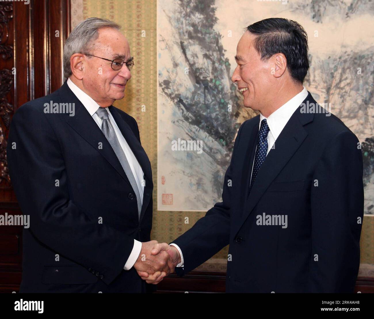 Bildnummer: 53604546 Datum: 17.11.2009 Copyright: imago/Xinhua (091117 ...