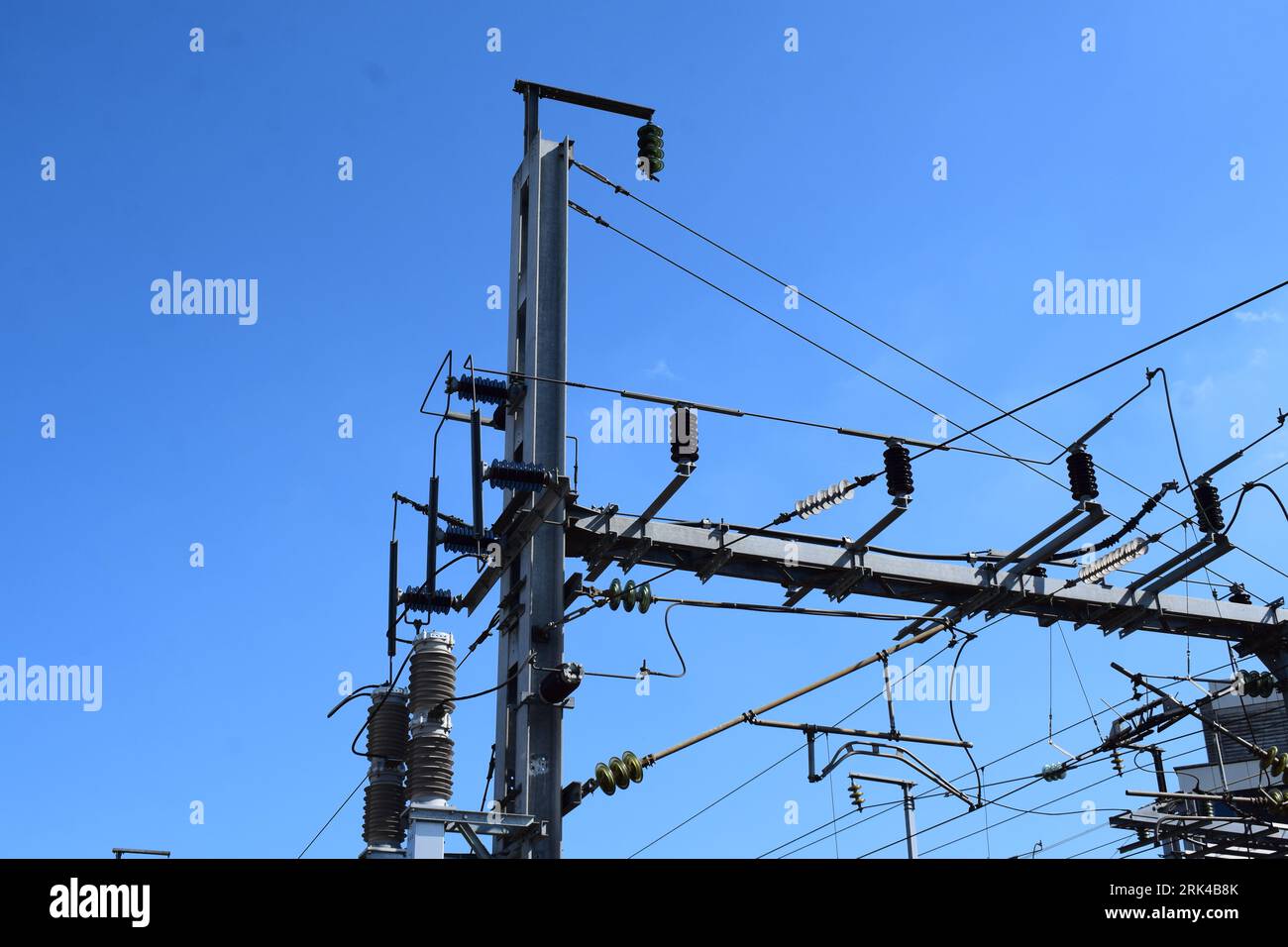 electricity infrastructure for the railroad Stock Photo - Alamy