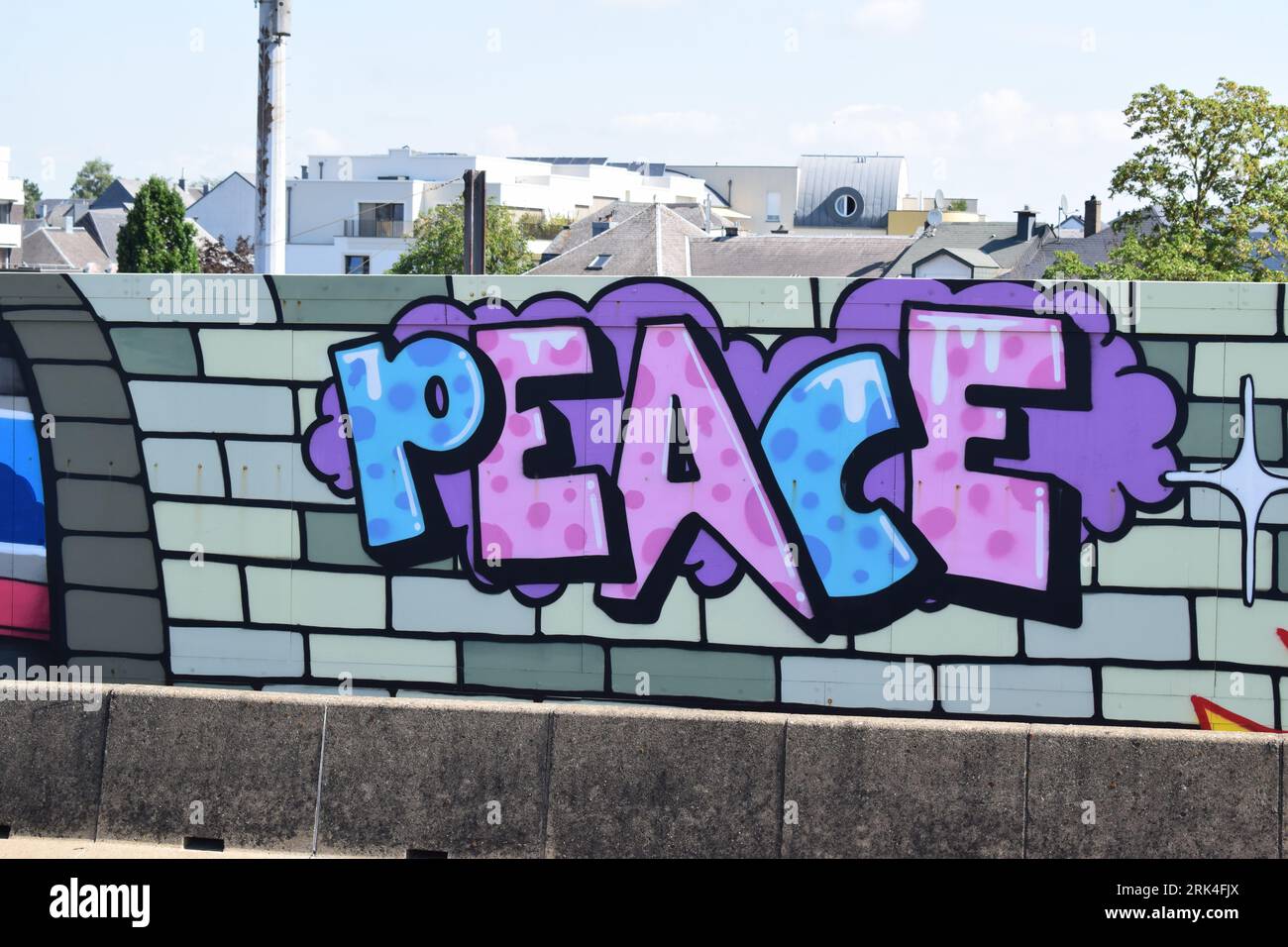 peace message on a wall Stock Photo - Alamy