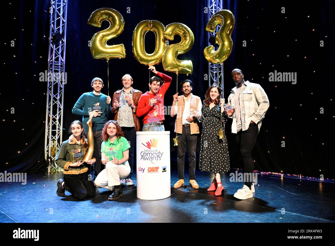 Awards ceremony comedian hi-res stock photography and images - Alamy