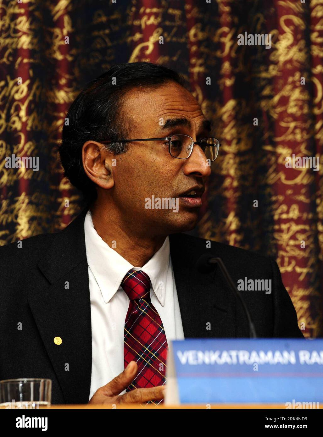 Laureates economics lectures hi-res stock photography and images - Alamy