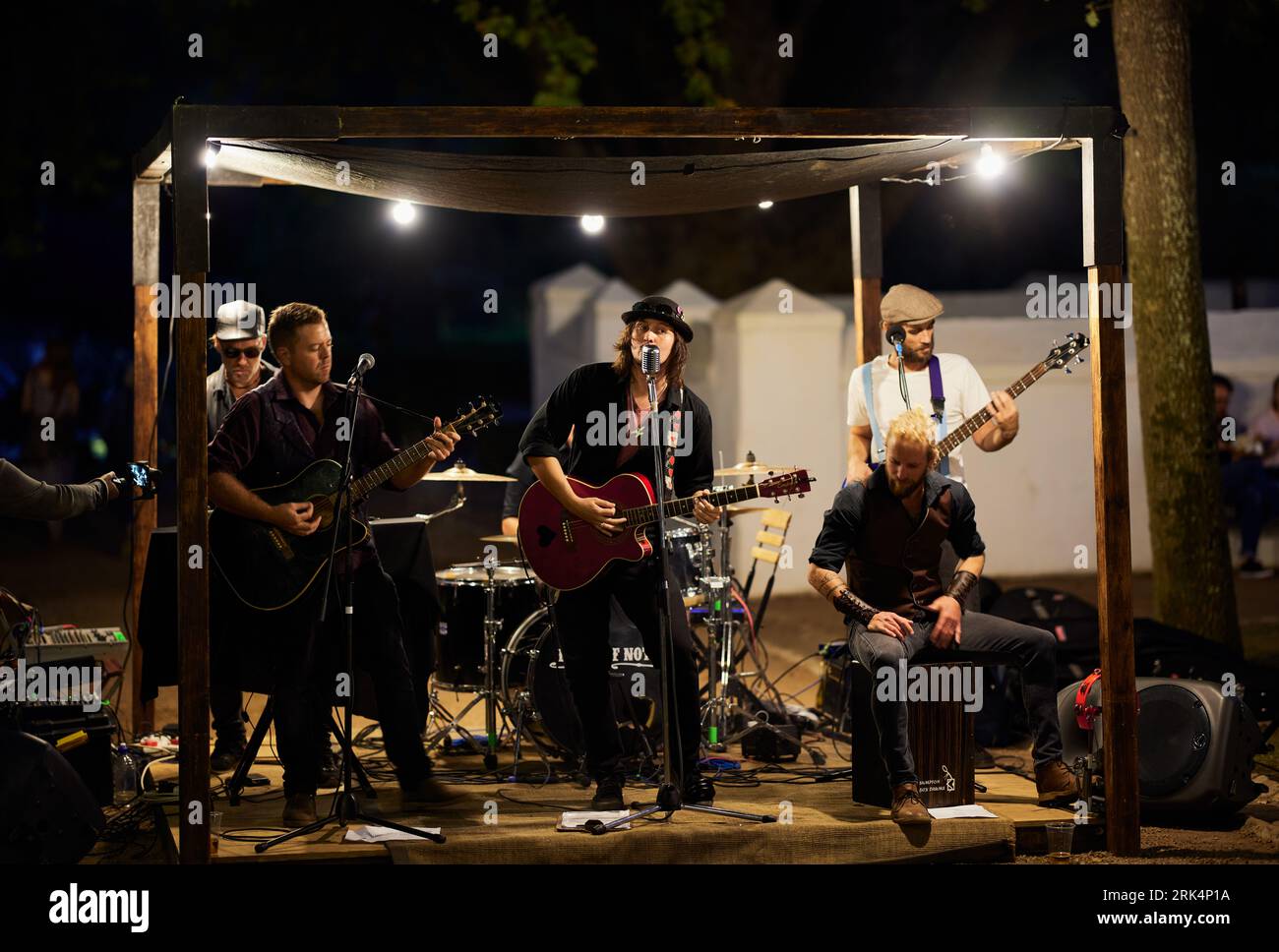 Musicians performing together lively hi-res stock photography and ...