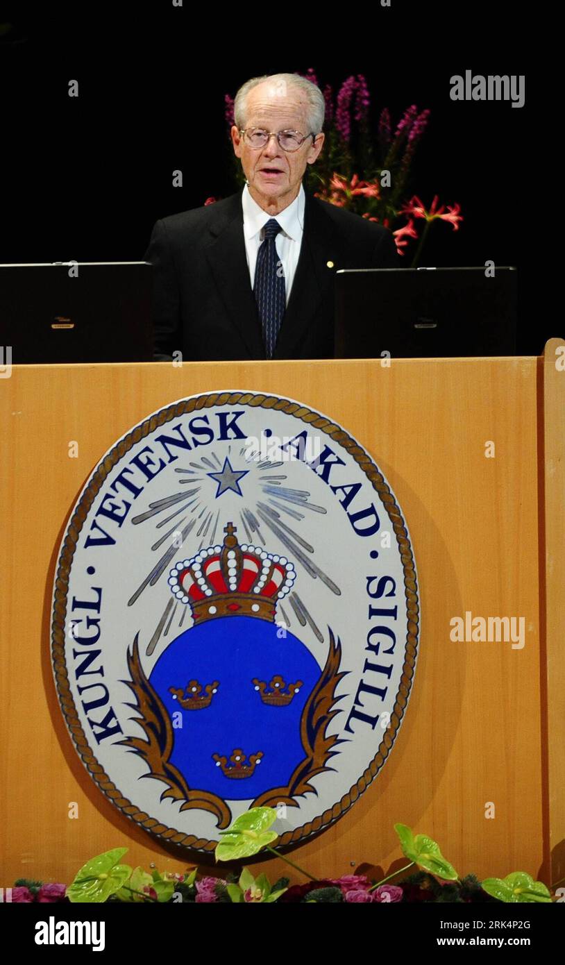 Laureates economics lectures hi-res stock photography and images - Alamy