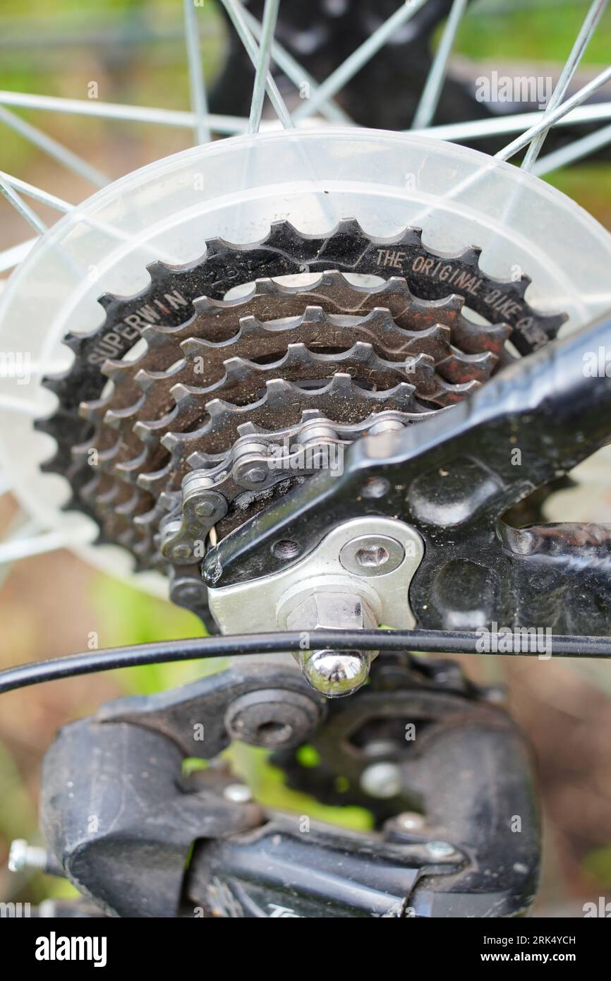 Drivetrain components hi-res stock photography and images - Alamy