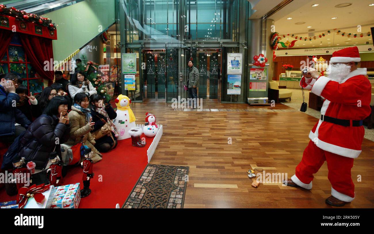 Einkaufen seoul hi-res stock photography and images - Alamy