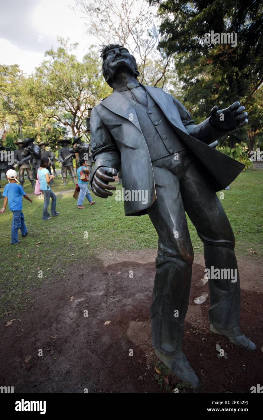Execution of jose rizal hi-res stock photography and images - Alamy