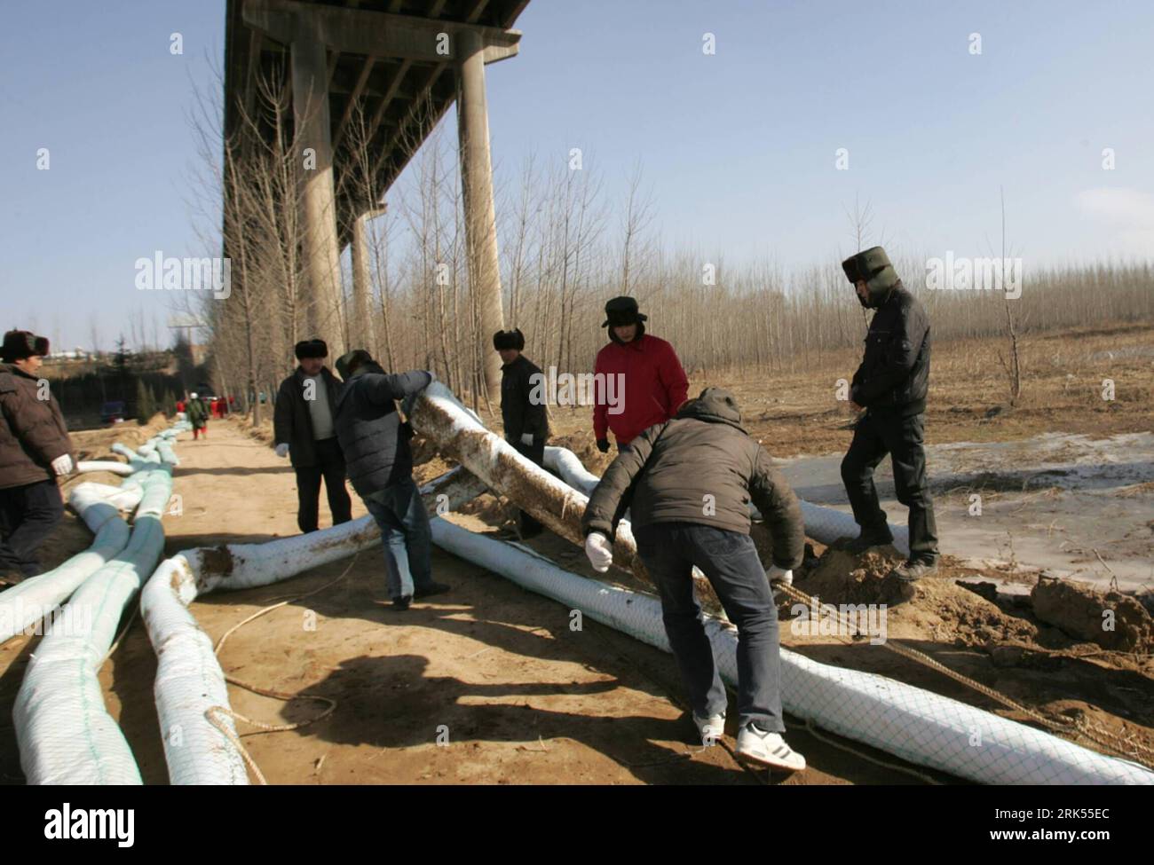 Pipe under bridge hi-res stock photography and images - Alamy