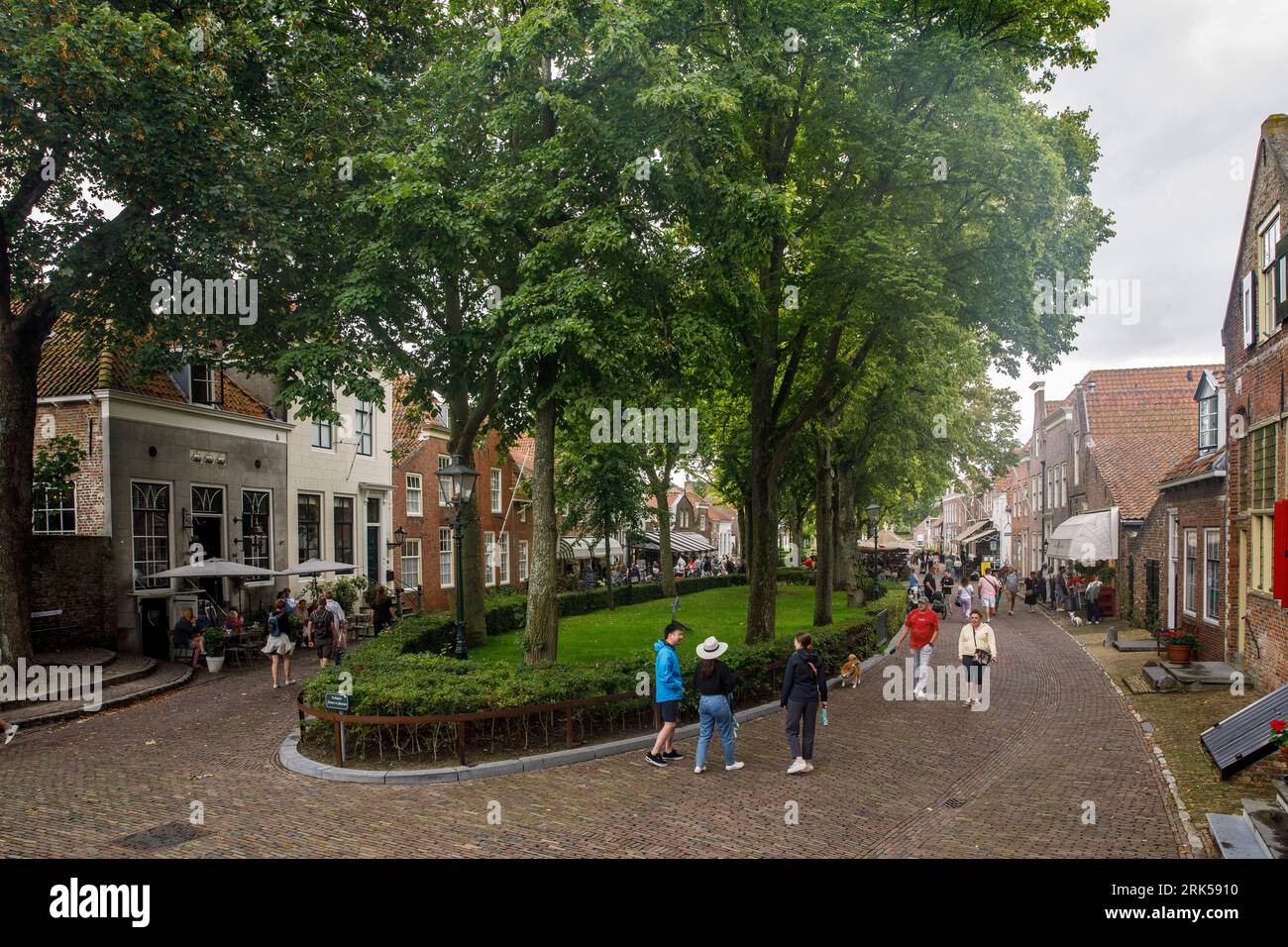 the market place in Veere on the peninsula Walcheren, Zeeland ...