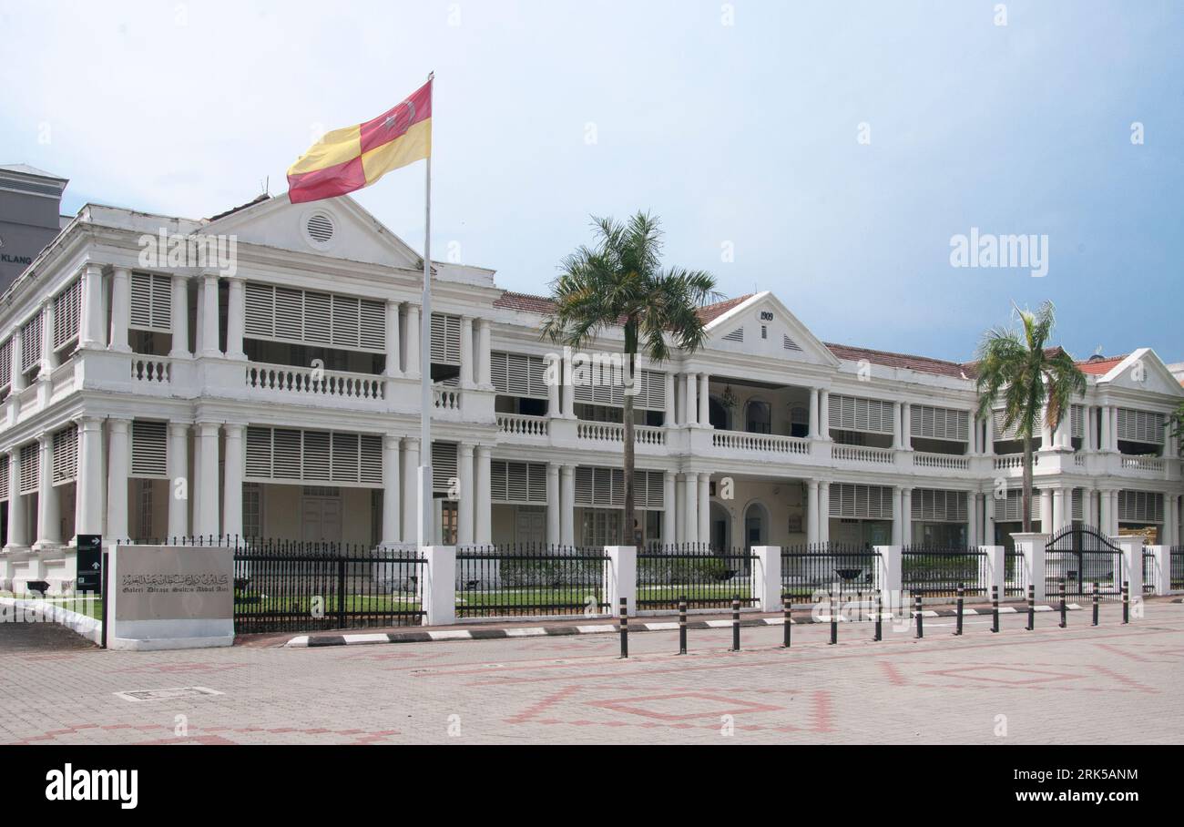 Sultan Abdul Aziz Royal Gallery Housed In The Colonial Era Bangunan