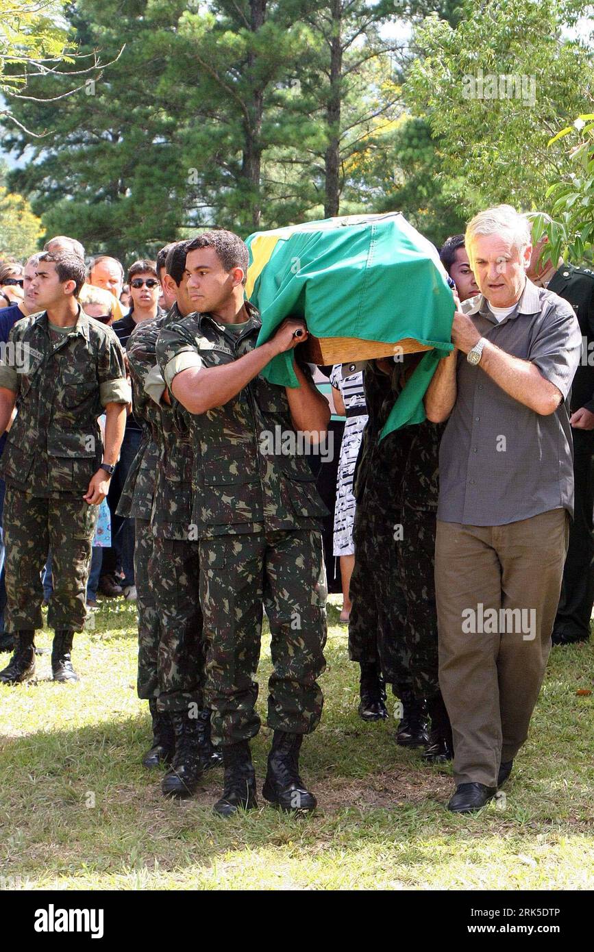 Bildnummer: 53745484 Datum: 22.01.2010 Copyright: imago/Xinhua Soldiers ...