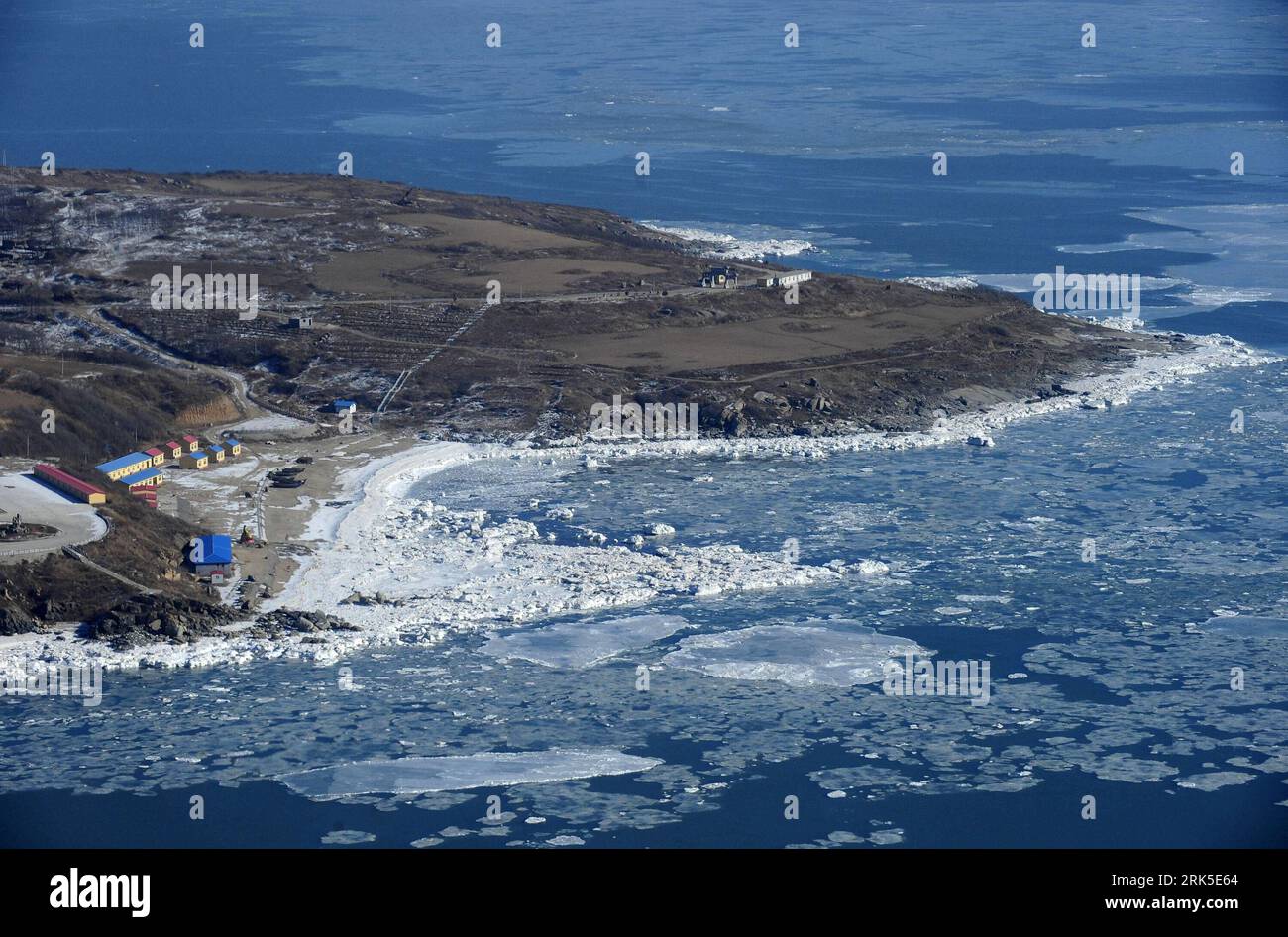 Bohai sea island hi-res stock photography and images - Alamy