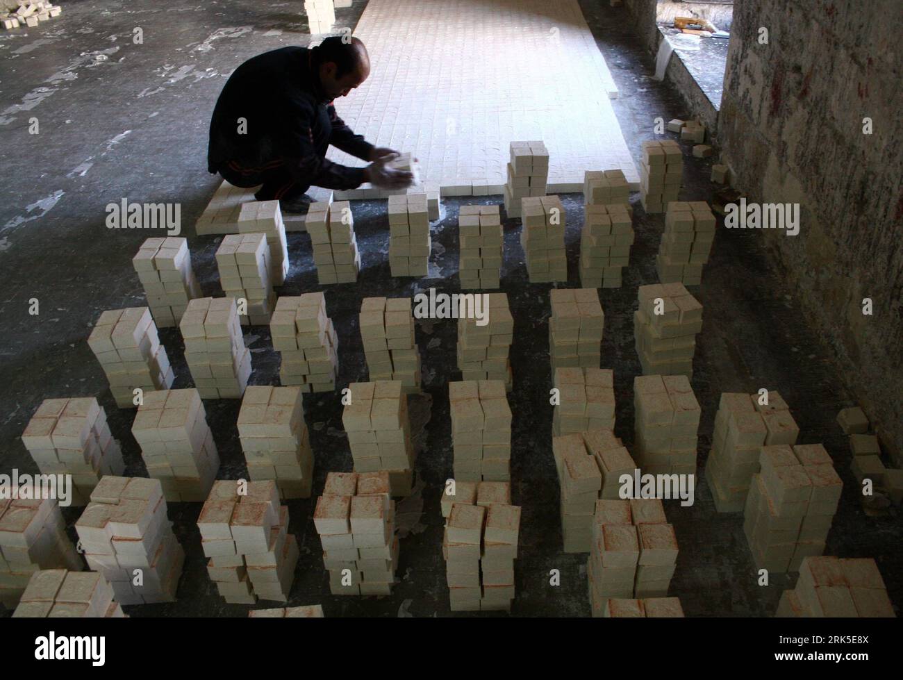 Soap lines hi-res stock photography and images - Alamy