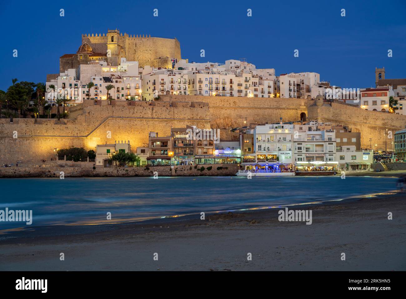 Old town and Knights Templar castle, Peniscola, Valencian Community ...