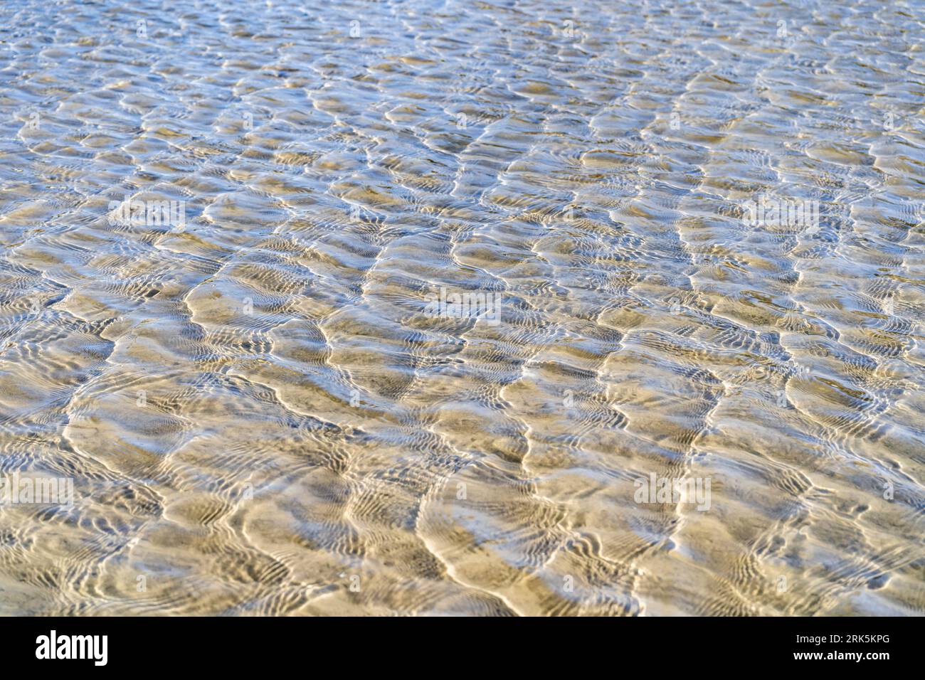 The water ripples at Sinepuxent Bay within Assateague Island National ...