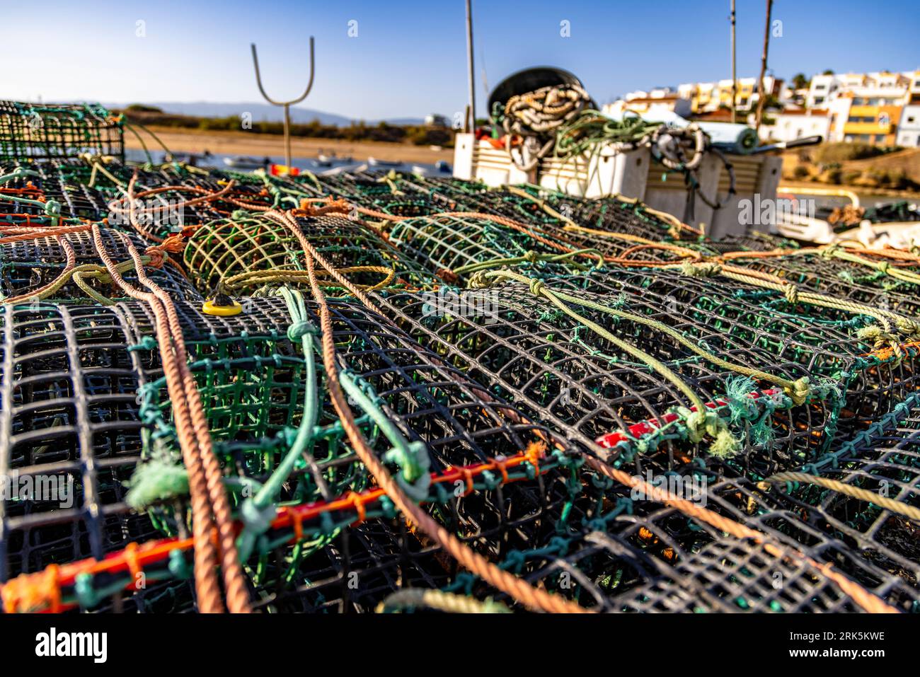 Buoyancy ropes hi-res stock photography and images - Alamy