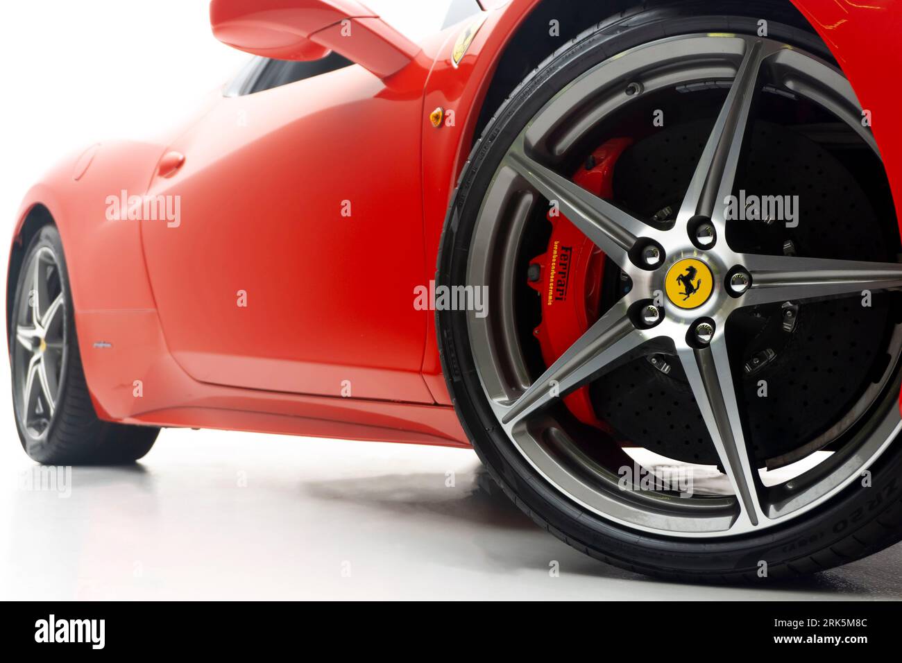 Red ferrari wheel hi-res stock photography and images - Alamy