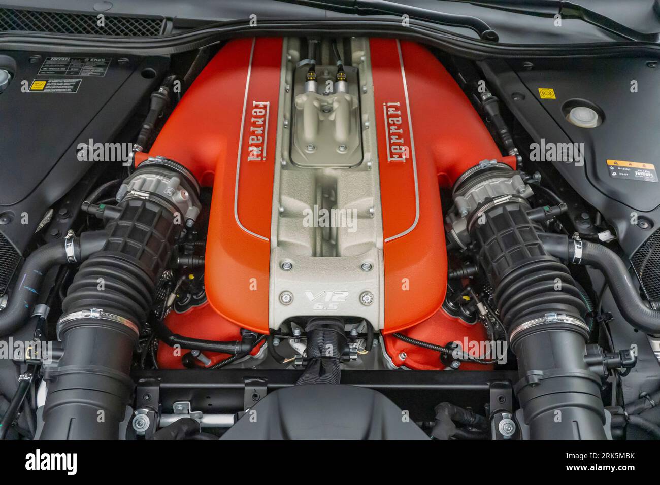 Ferrari engine bay hi-res stock photography and images - Alamy