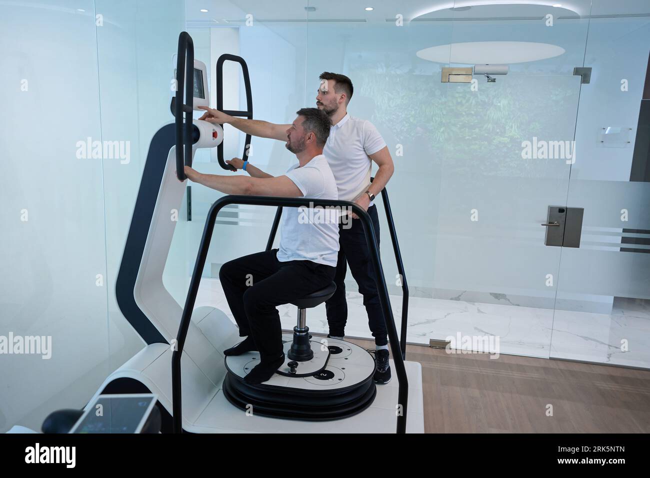 Neuromuscular patient hi-res stock photography and images - Alamy