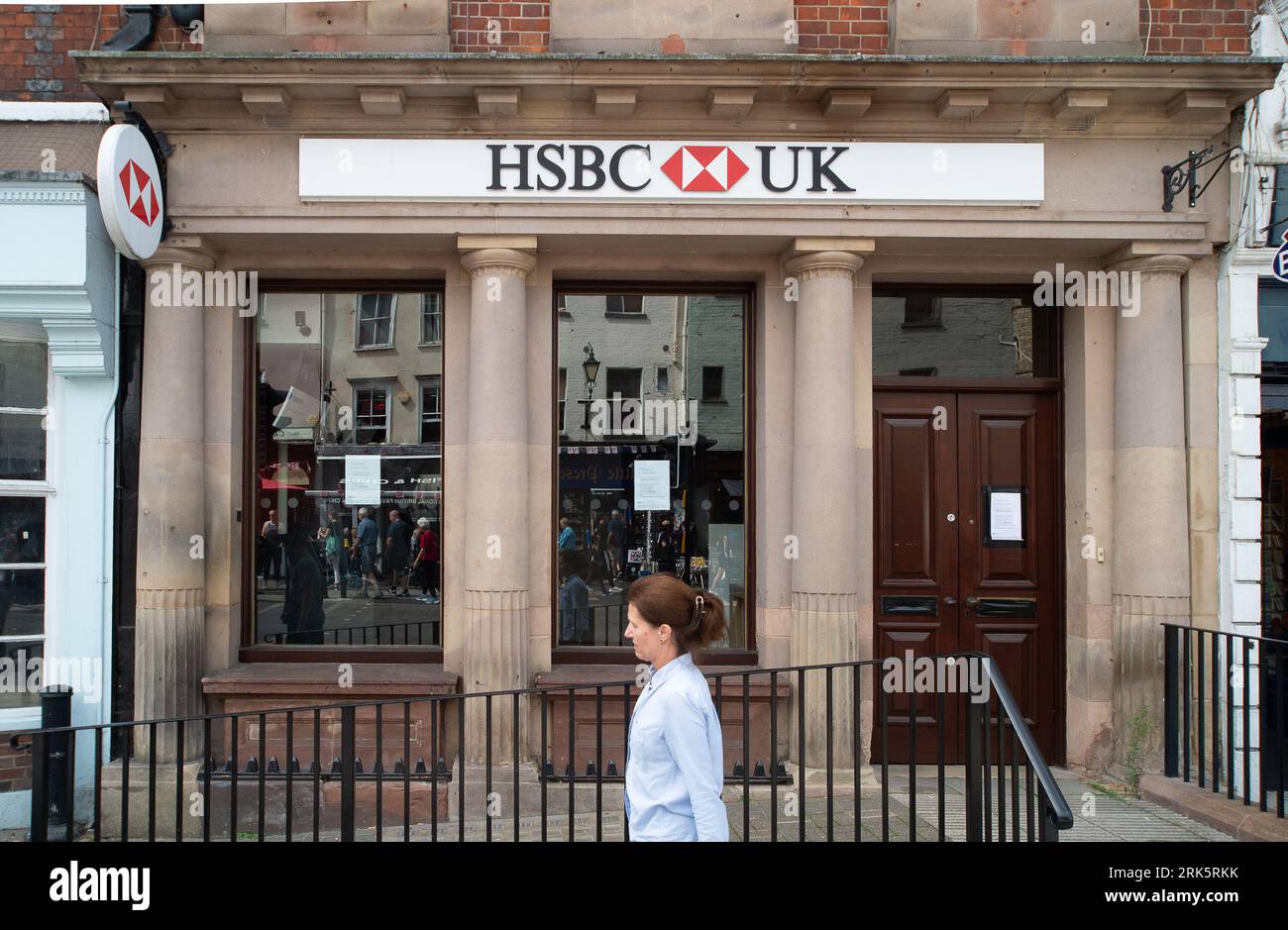 Nationwide hsbc bank banking hi-res stock photography and images - Alamy
