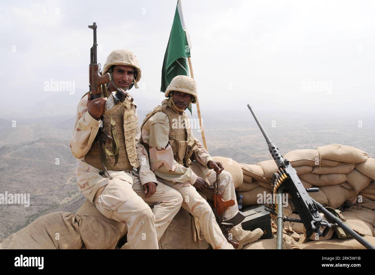 Arabian soldiers hi-res stock photography and images - Alamy