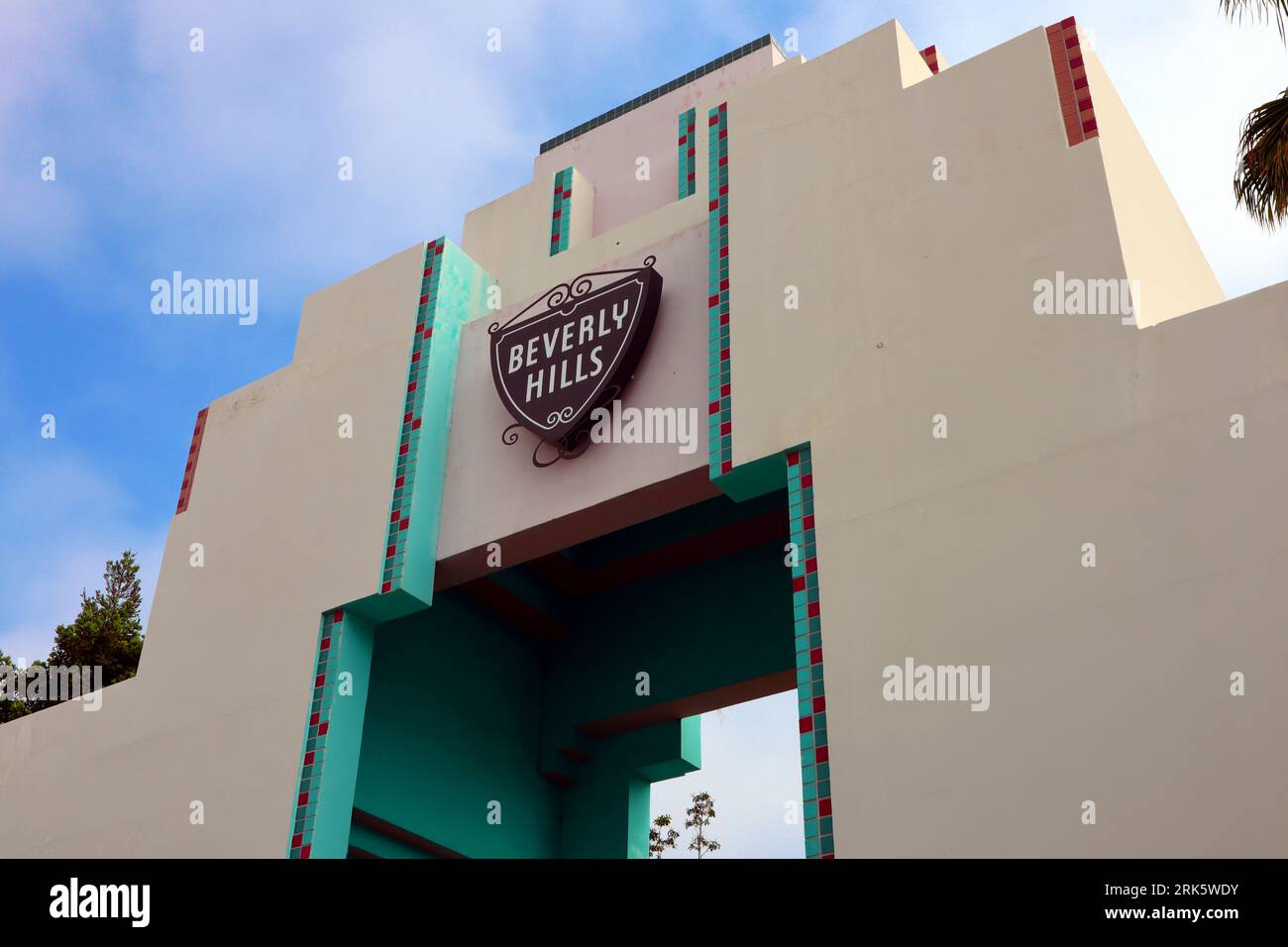 Beverly Hills, California: BEVERLY HILLS Civic Center. The building was ...