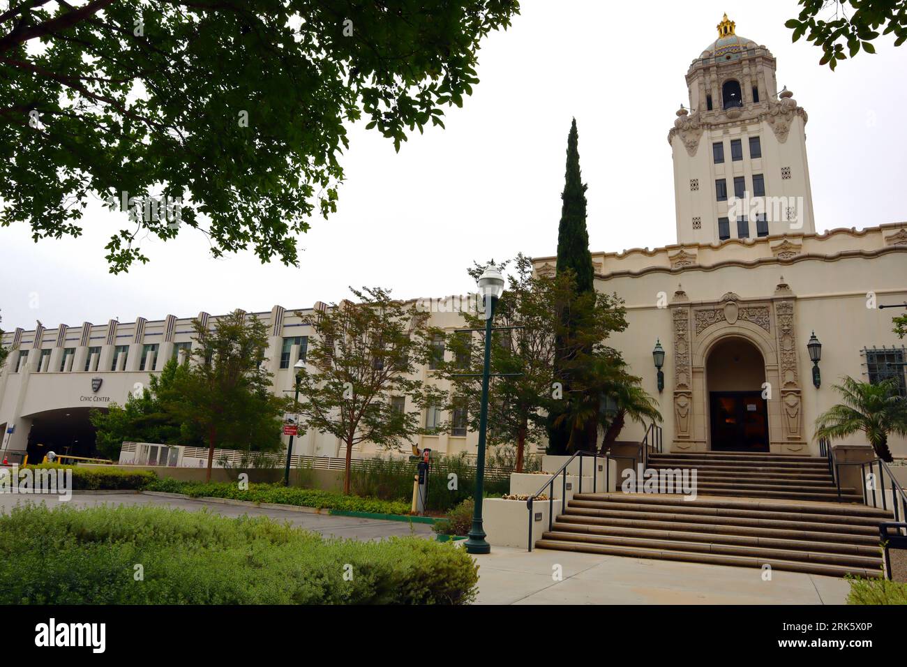 Beverly Hills, California: BEVERLY HILLS City Hall at 455 N Rexford Dr ...