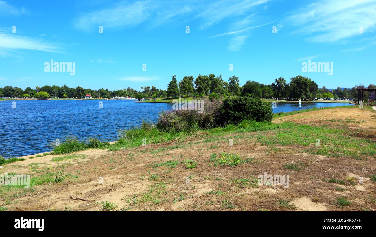 Los Angeles, California: Lake Balboa - Anthony C. Beilenson Park at ...