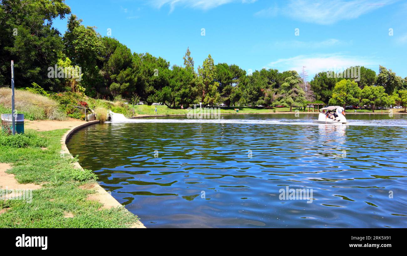 Los Angeles, California: Lake Balboa - Anthony C. Beilenson Park at ...