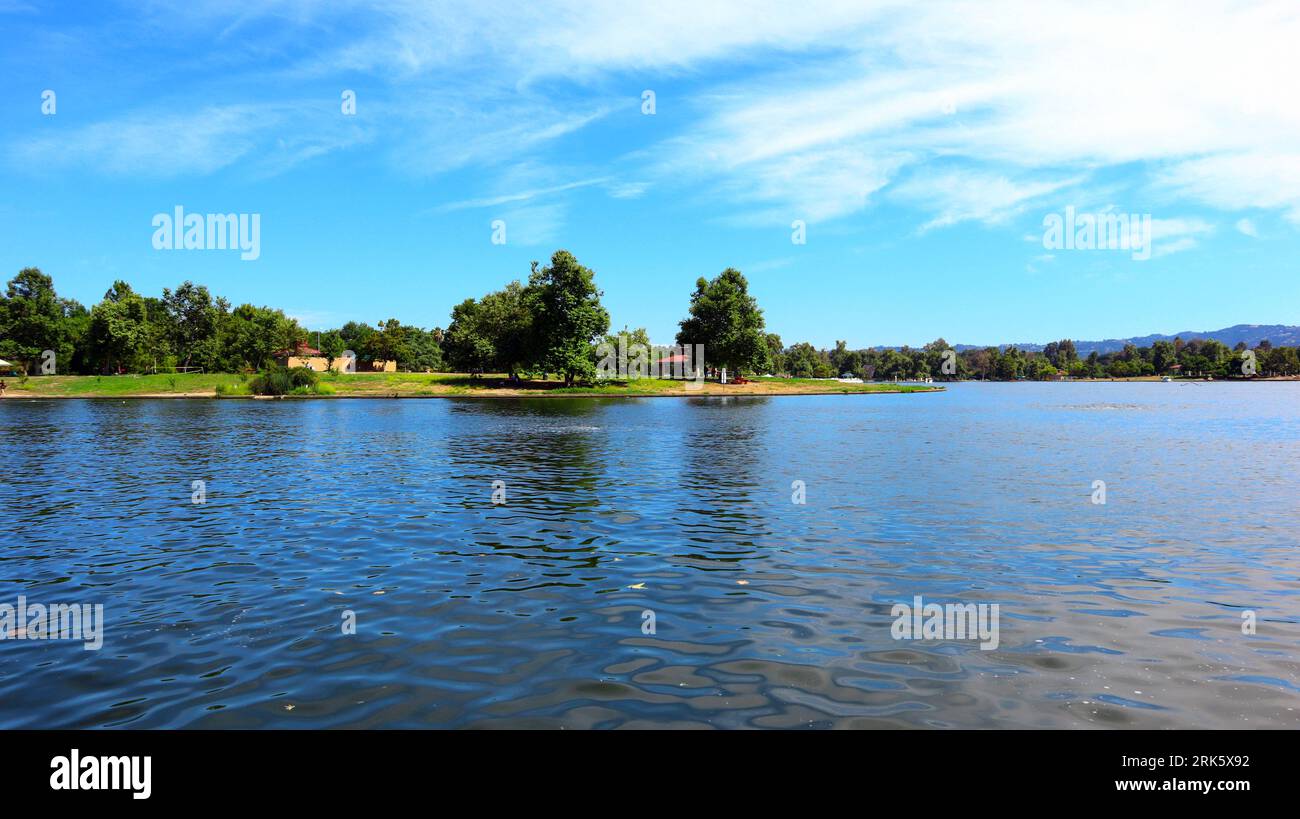 Los Angeles, California: Lake Balboa - Anthony C. Beilenson Park at ...