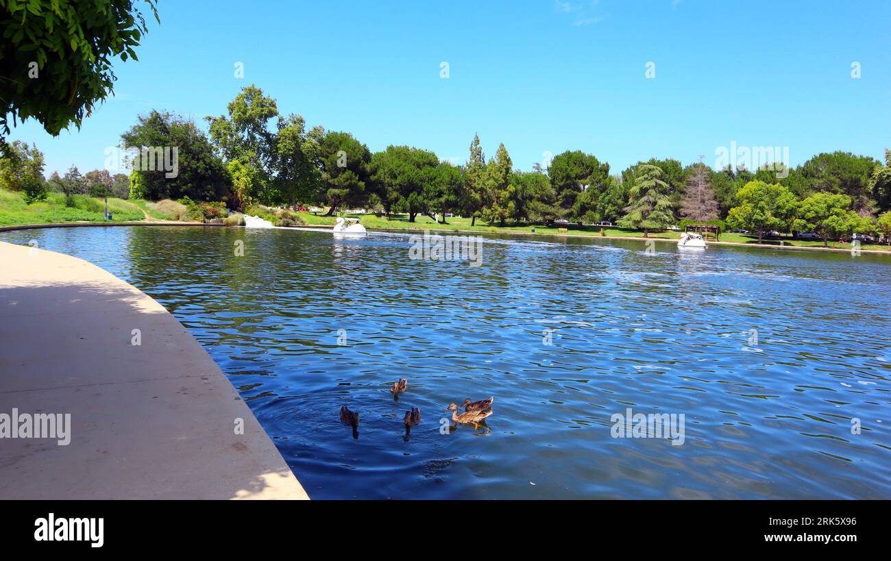 Los Angeles, California: Lake Balboa - Anthony C. Beilenson Park at ...