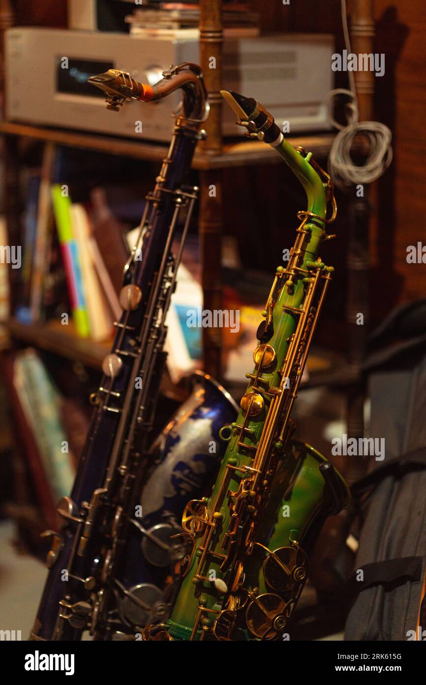 Colorful saxophones hi-res stock photography and images - Alamy