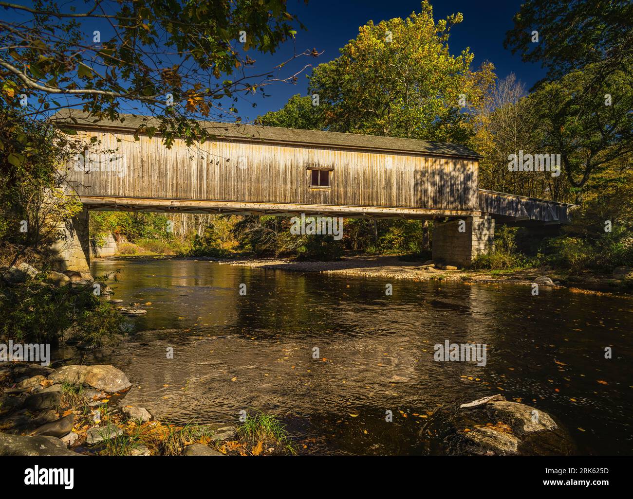 Comstock's Bridge East Hampton, Connecticut, USA Stock Photo - Alamy