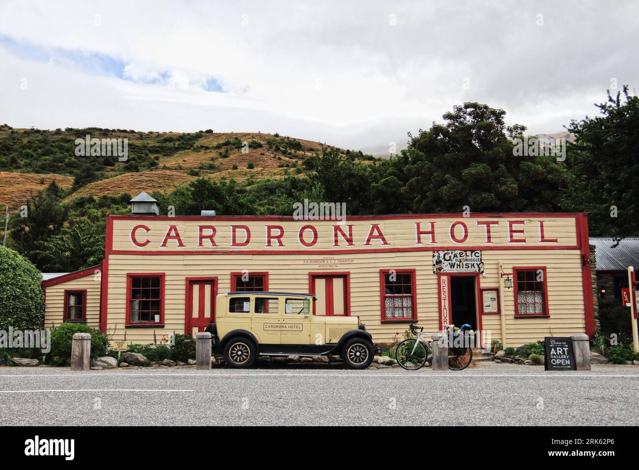 Cardrona queenstown hi-res stock photography and images - Alamy