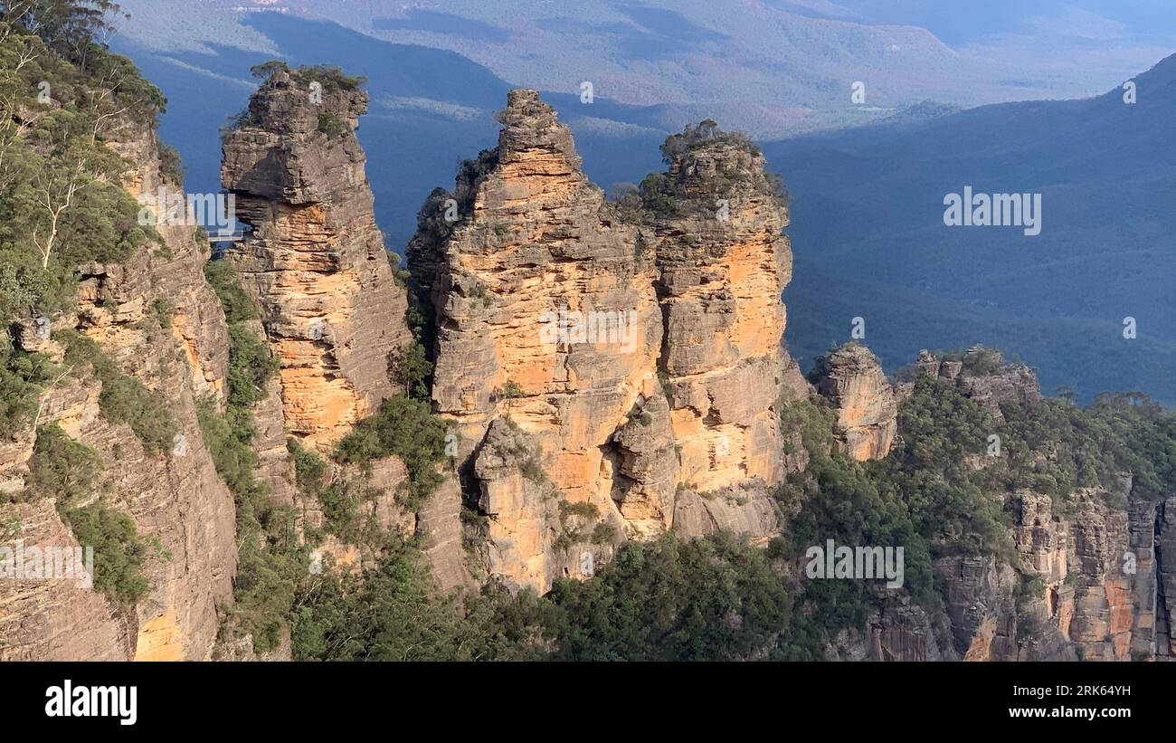 A scenic view of the Three Sisters peaks Stock Photo - Alamy