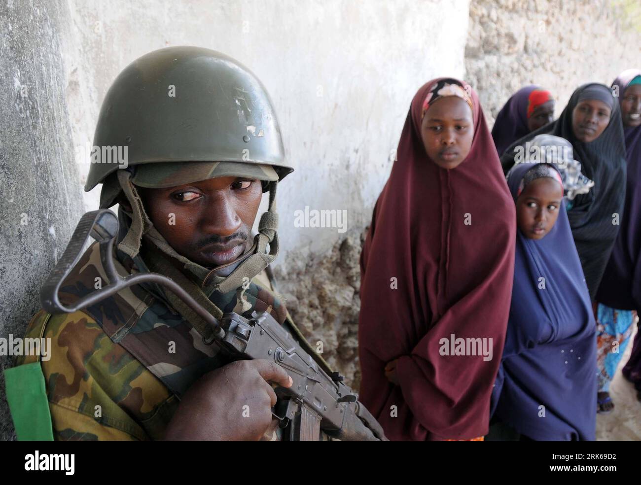 Somali soldier hi-res stock photography and images - Alamy