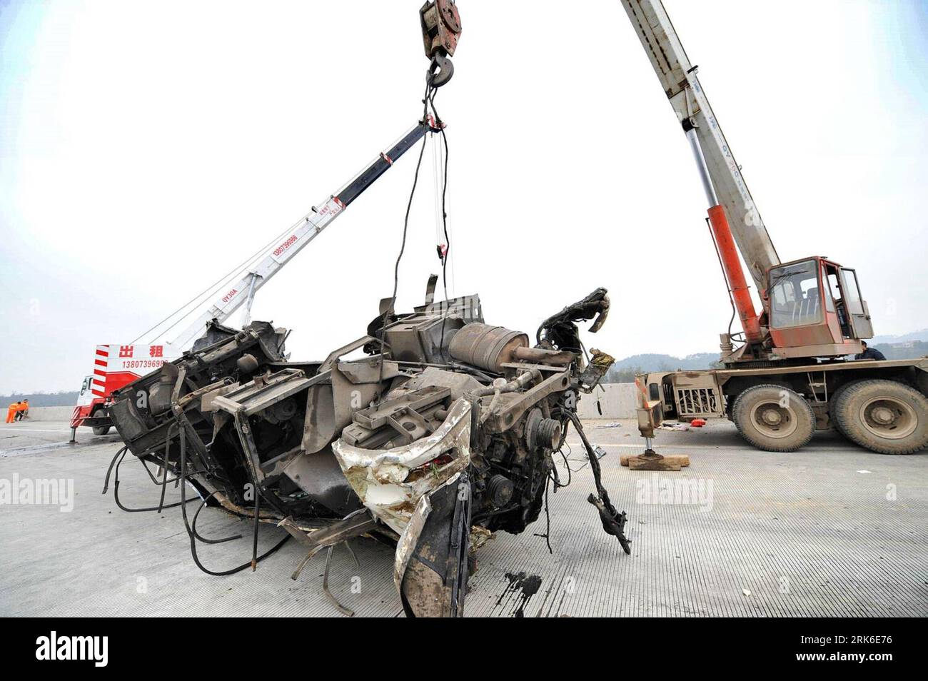 Kran autokran hi-res stock photography and images - Alamy