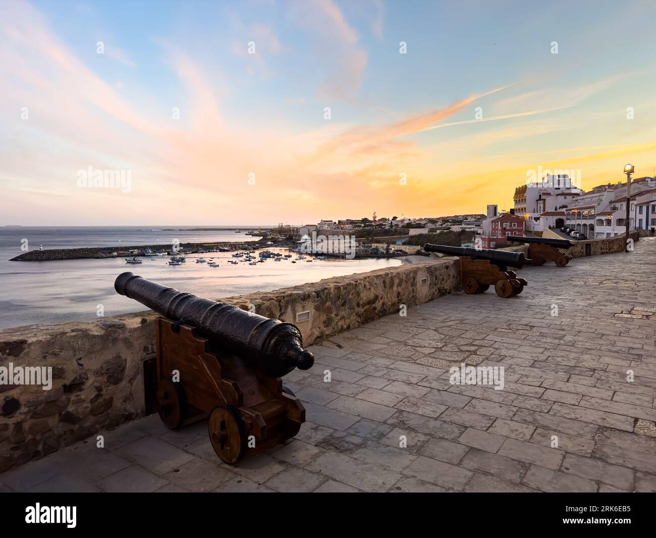 Castelo de sines hi-res stock photography and images - Alamy