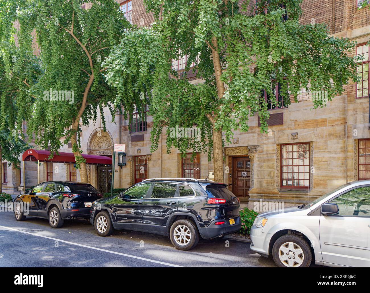 UES Historic District: 116 East 68th Street is the northern half of ...