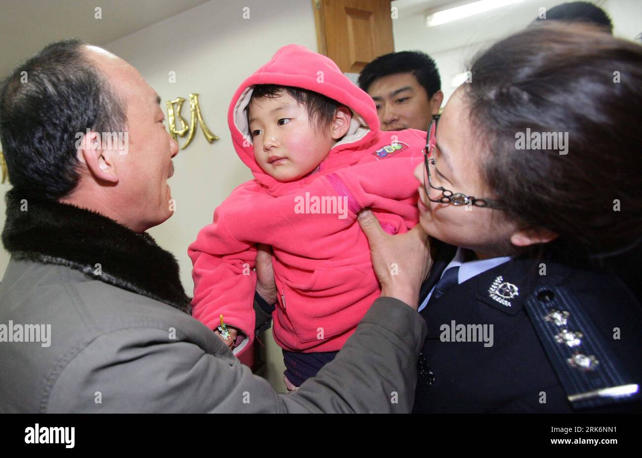Child trafficking china hi-res stock photography and images - Alamy
