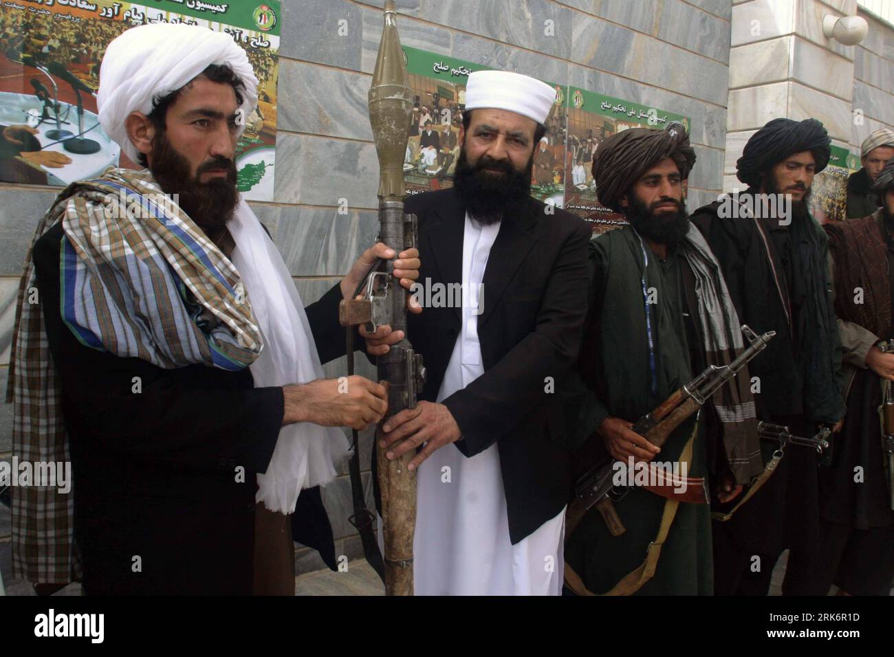 Shindand hi-res stock photography and images - Alamy
