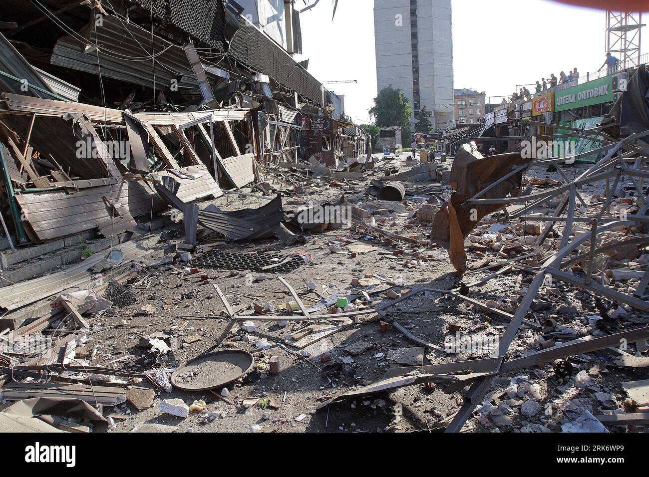 Non Exclusive: DNIPRO, UKRAINE - AUGUST 24, 2023 - The Central Bus ...